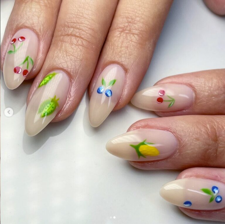 36 Fruit Nail Ideas That Are Sweet, Juicy & Totally Insta-Worthy ...