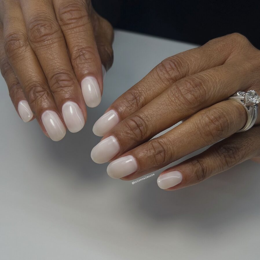 31 Round Nail Ideas for a Stylish & Elegant Manicure 💅 - PurelyComfy